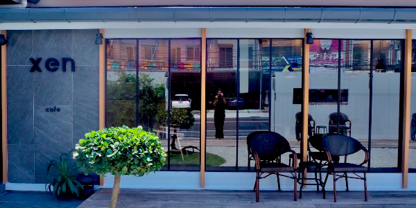 Xen Pool Access And Cafe | Phuketall